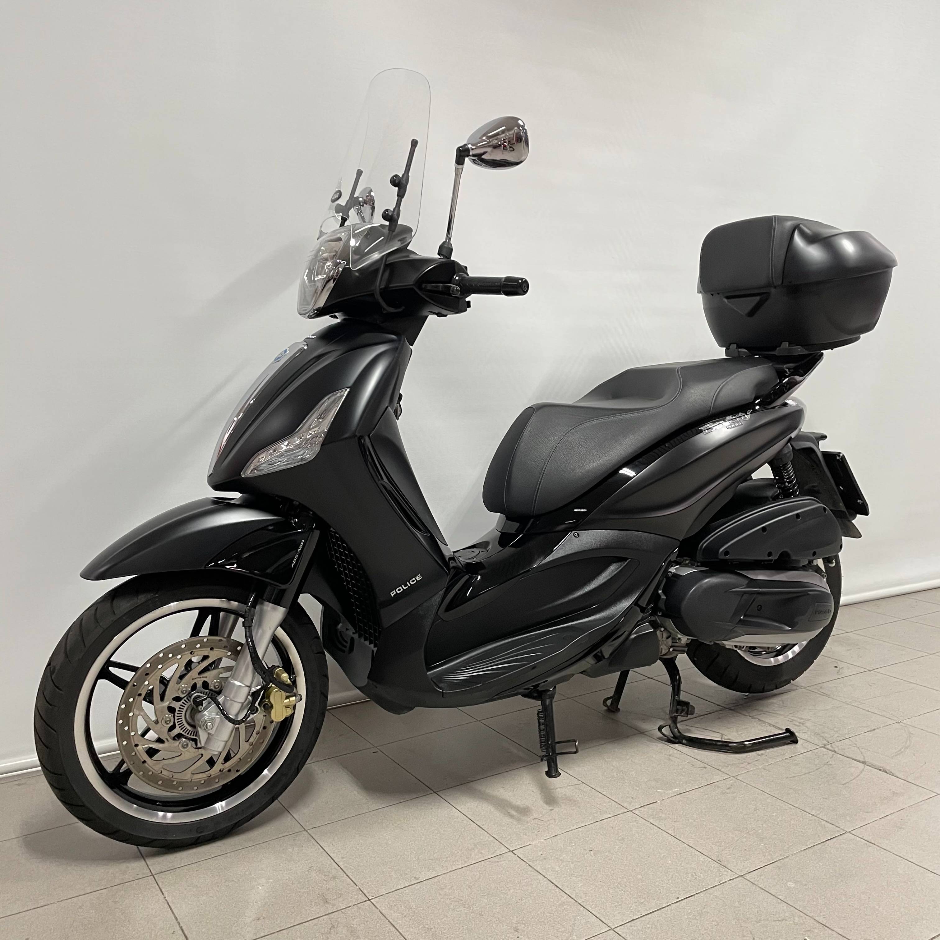 Vendo PIAGGIO BEVERLY 350 ABS POLICE Usata | Shock Honda