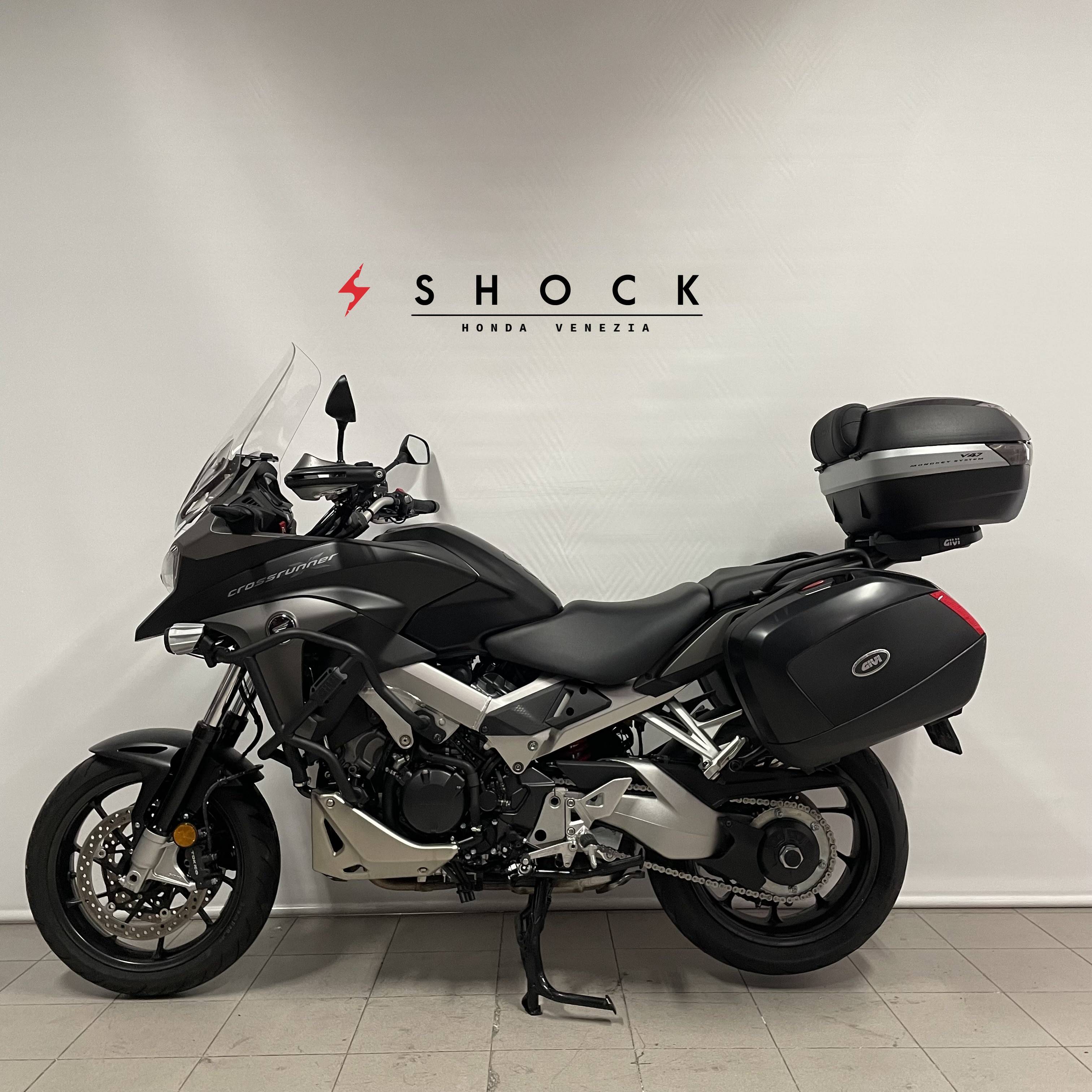 Vendo HONDA CROSSRUNNER 800 ABS TRAVEL EDITION Usata | Shock Honda