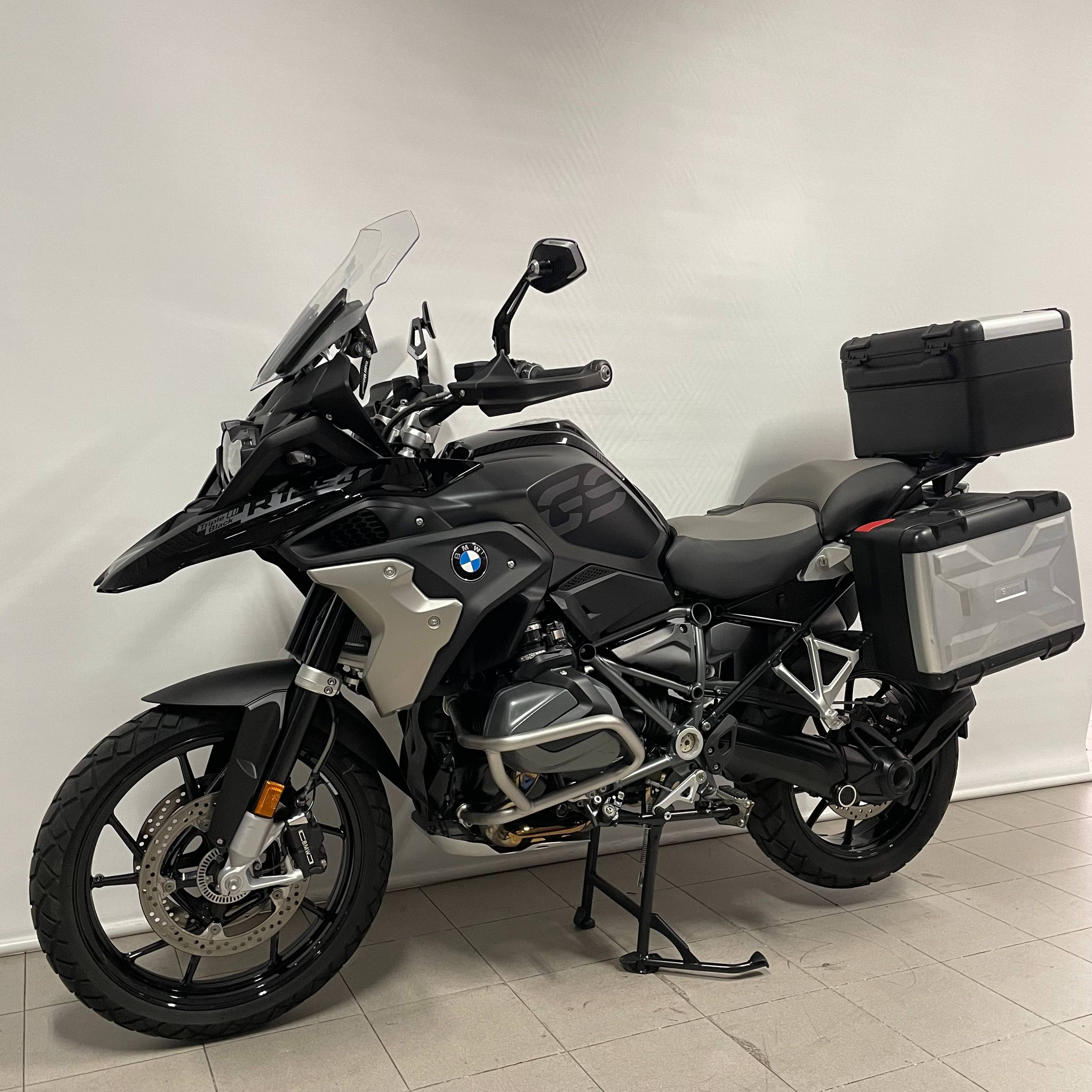 Vendo BMW R1250 GS TRIPLE BLACK Usata | Shock Honda